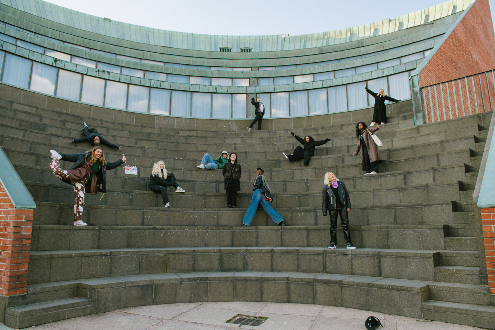 4.3 Systems thinking and sensing - Diving into Radical Creativity